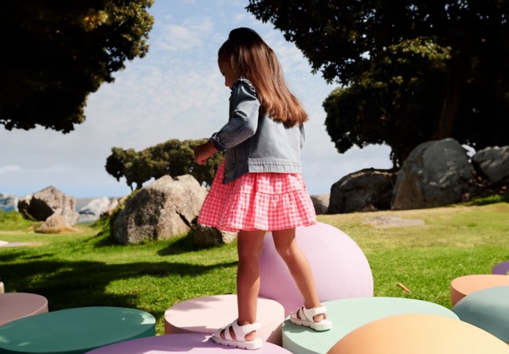 Girls' Clothing | Shop Girls' Clothes Online | Argos