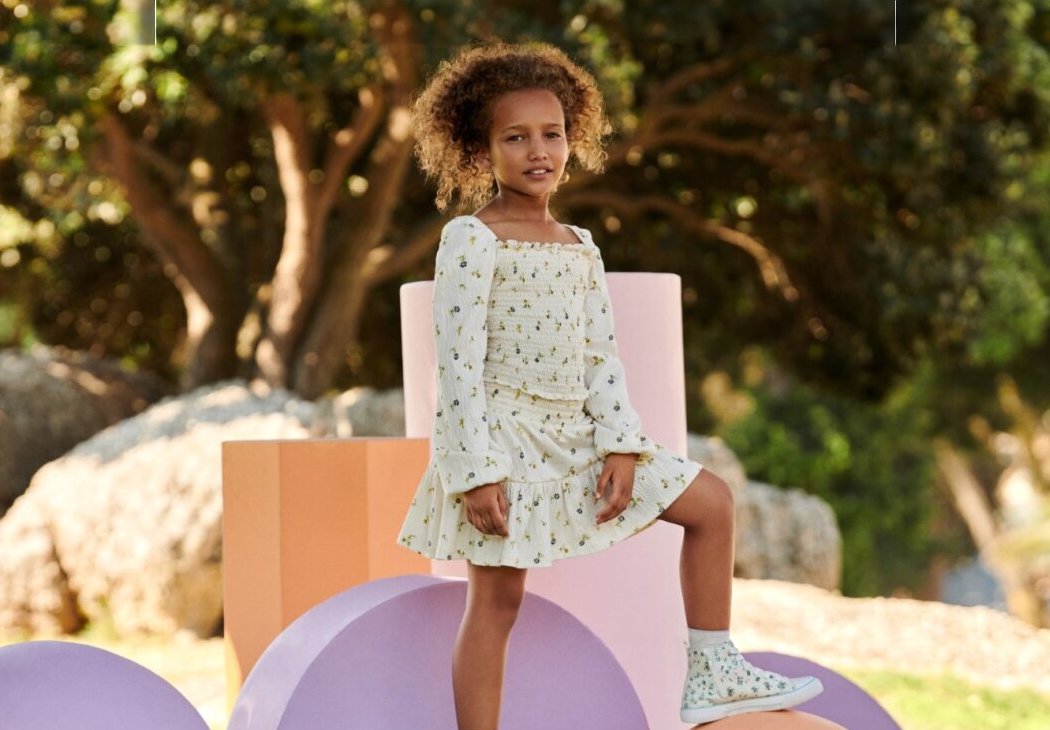 Girls' Clothing | Shop Girls' Clothes Online | Argos