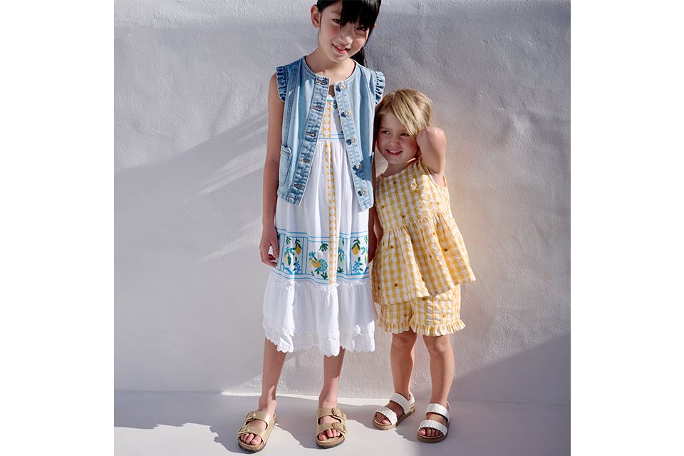 Girls' Clothing | Shop Girls' Clothes Online | Argos