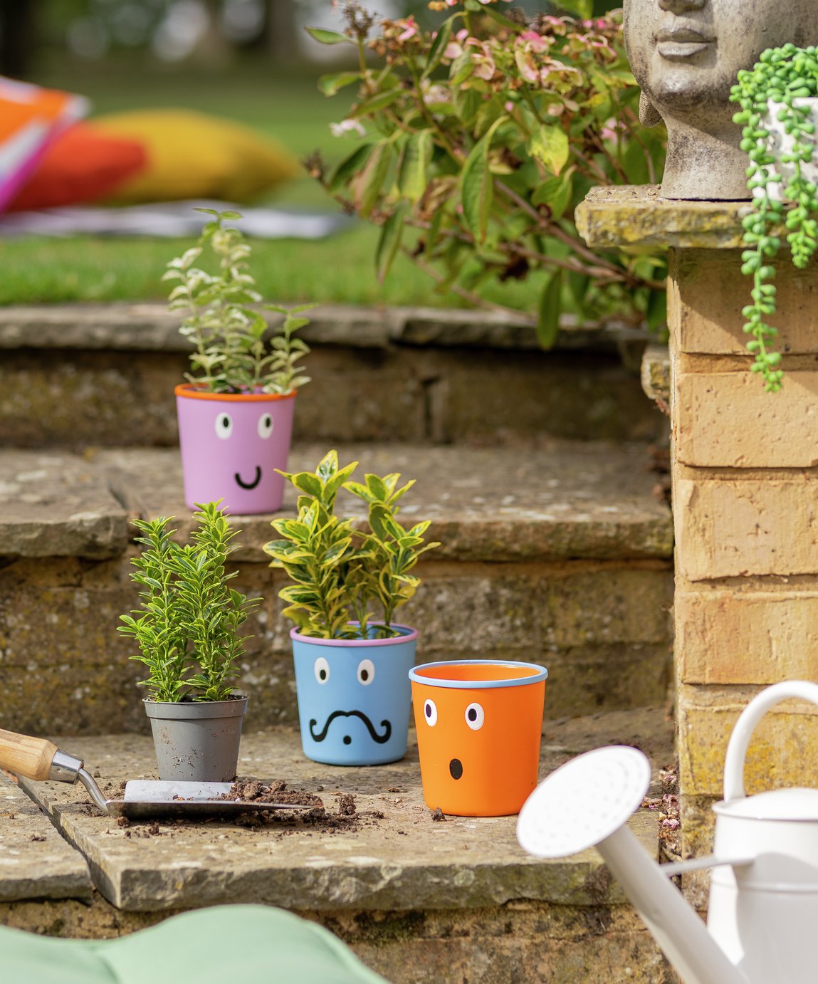 Garden by Sainsburys Smiley Face Planters review | 9.2 / 10