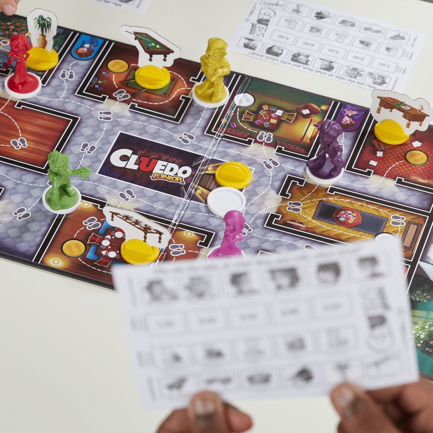 Cluedo Junior Carnival Board Game from Hasbro Gaming. Reviews