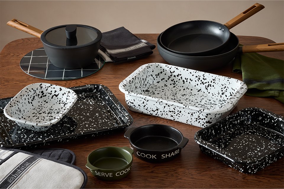 Chip pans Saucepans | Argos
