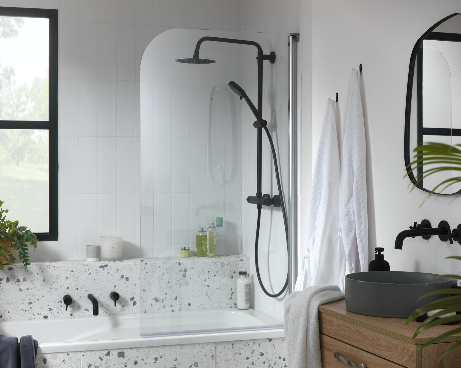 Argos Home Half Frame Radius Bath Screen review | 8.5 / 10