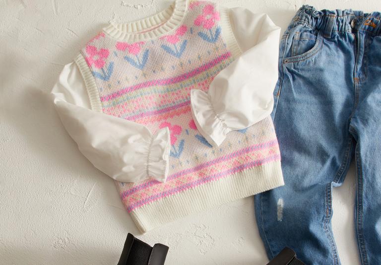 Girls' Clothing | Shop Girls' Clothes Online | Argos