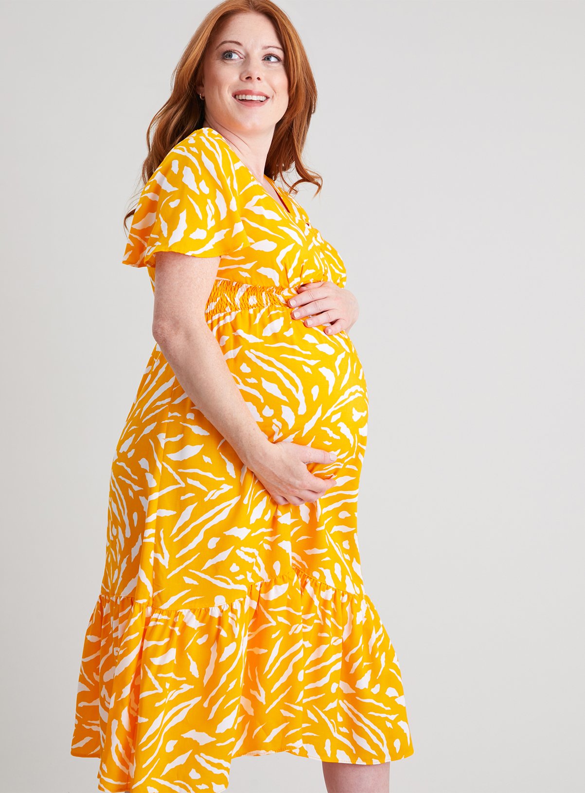 MATERNITY Yellow Zebra Midi Dress review | 9.3 / 10