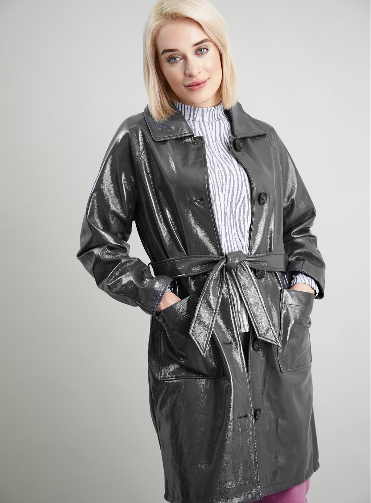 Vinyl Shower Resistant Trench Coat review | 8.9 / 10