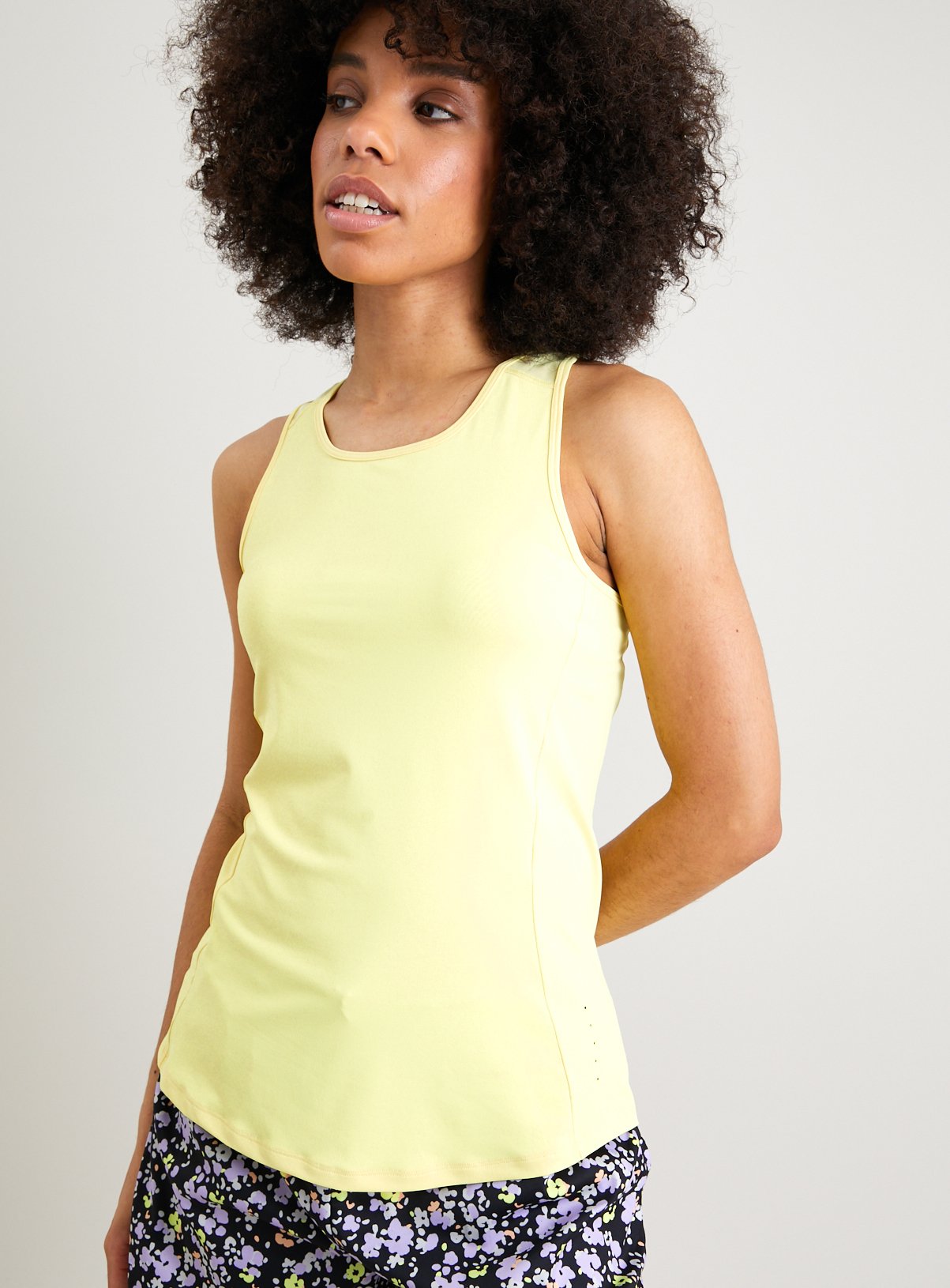 Active Yellow Mesh Detail Vest Top review | 8.6 / 10