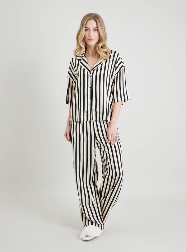 Buy Stripe Traditional Pyjamas - 24 | Pyjamas | Argos