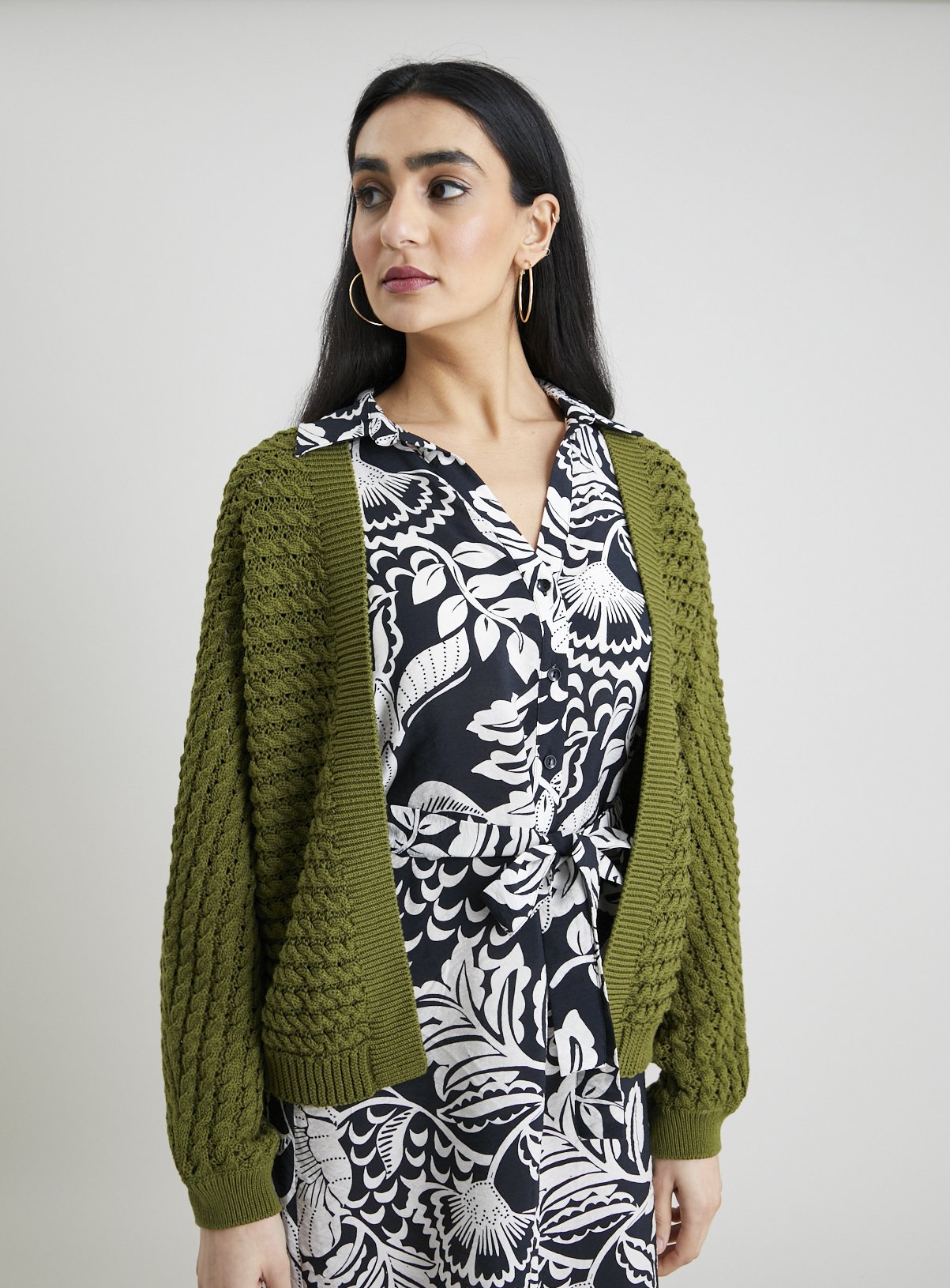 Olive Green Batwing Cable Knit Cardigan review | 8.7 / 10