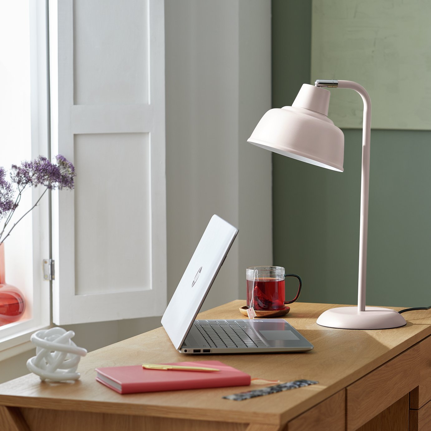 Table and desk lamps | Habitat