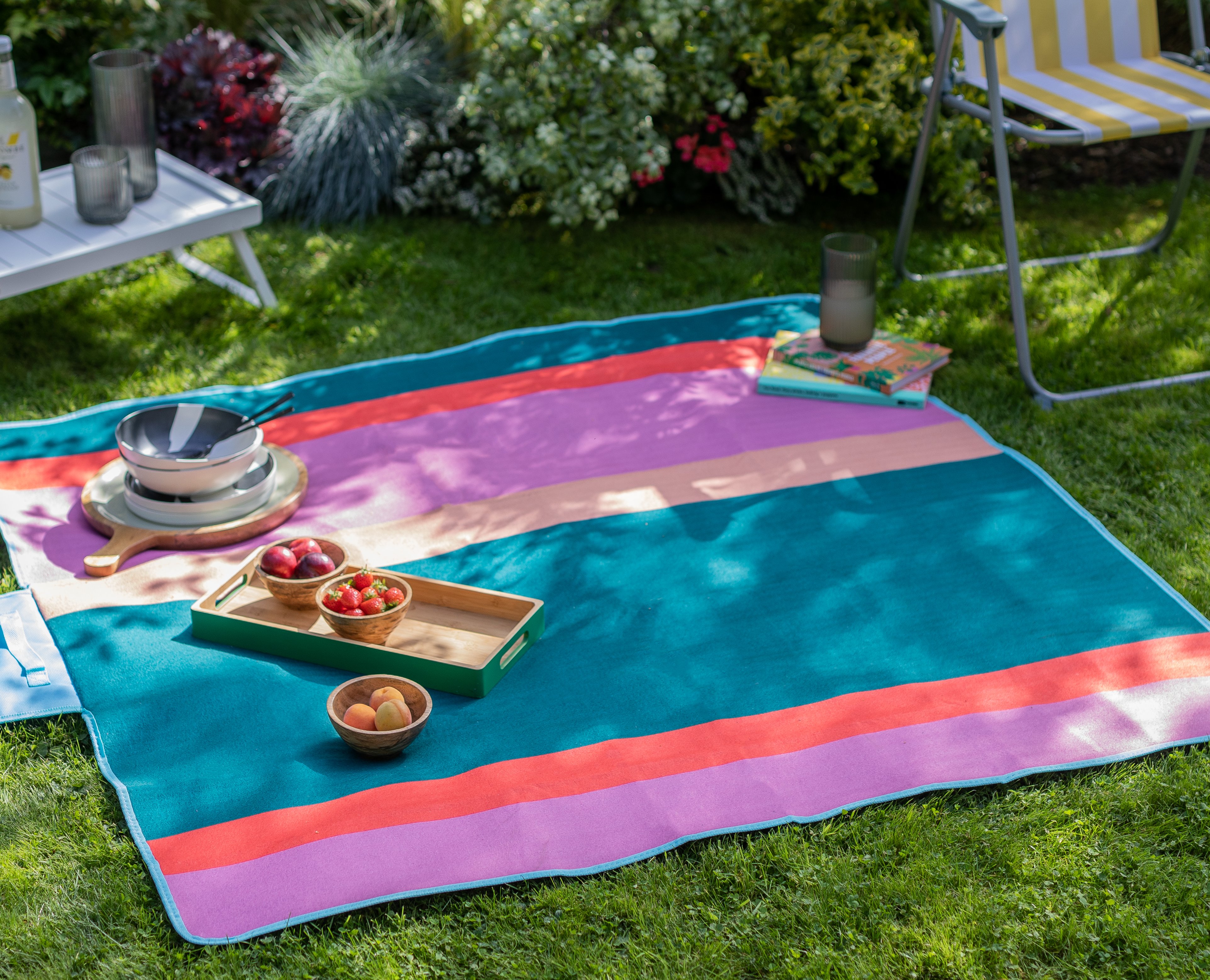 Picnicware and picnic accessories | Argos