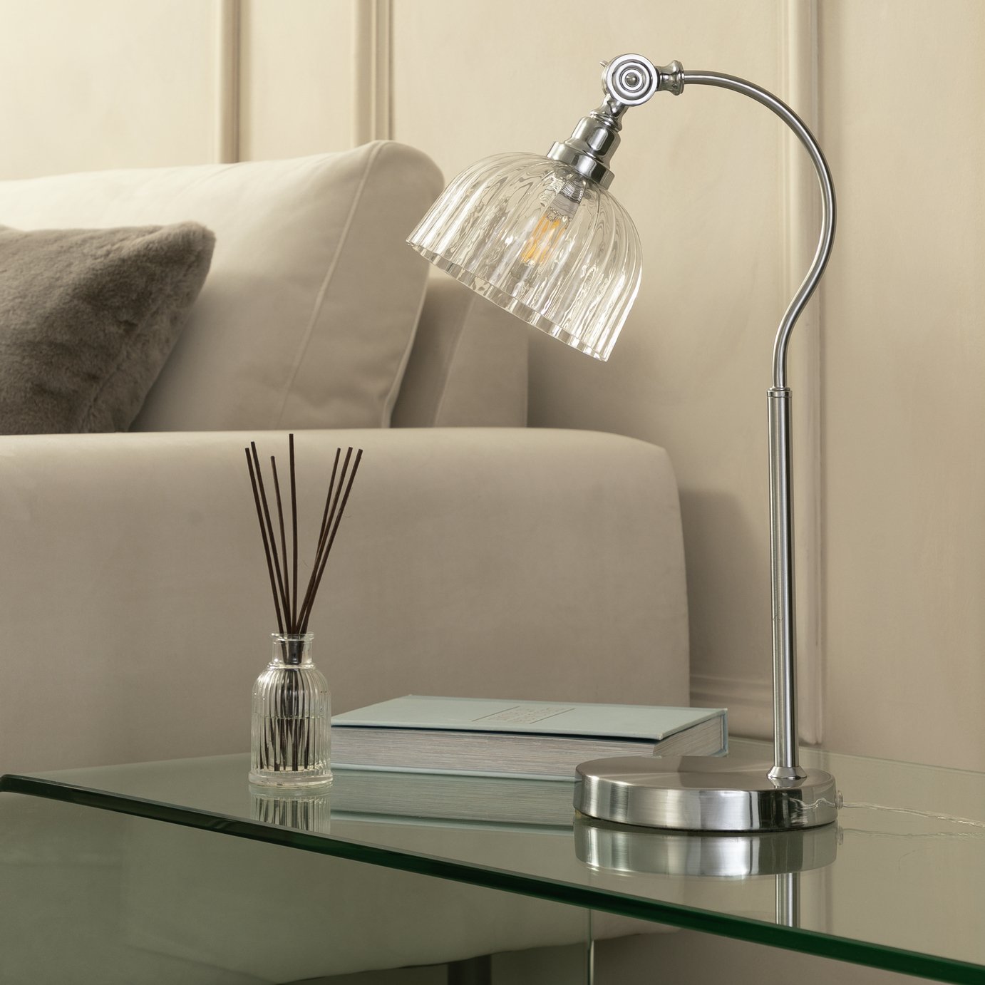 Table and desk lamps | Habitat