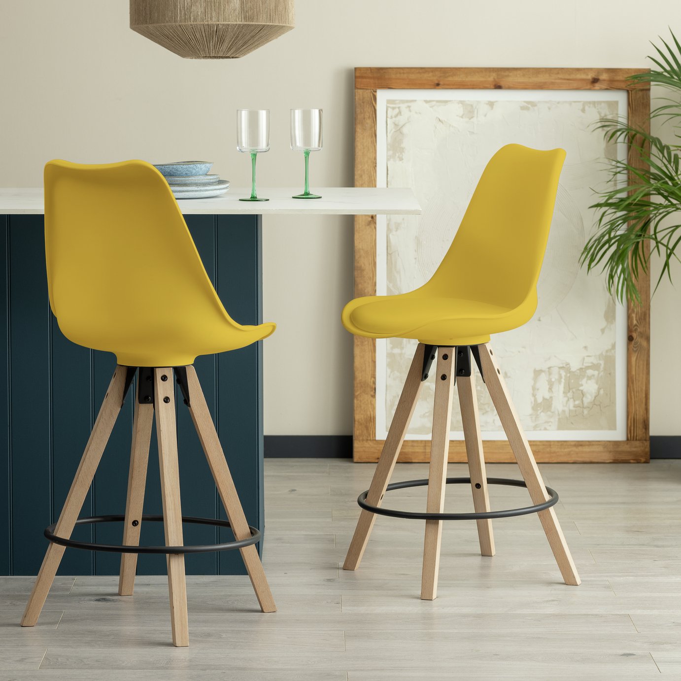 Bar Stools | Breakfast Bar Stools | Wooden stools | Habitat