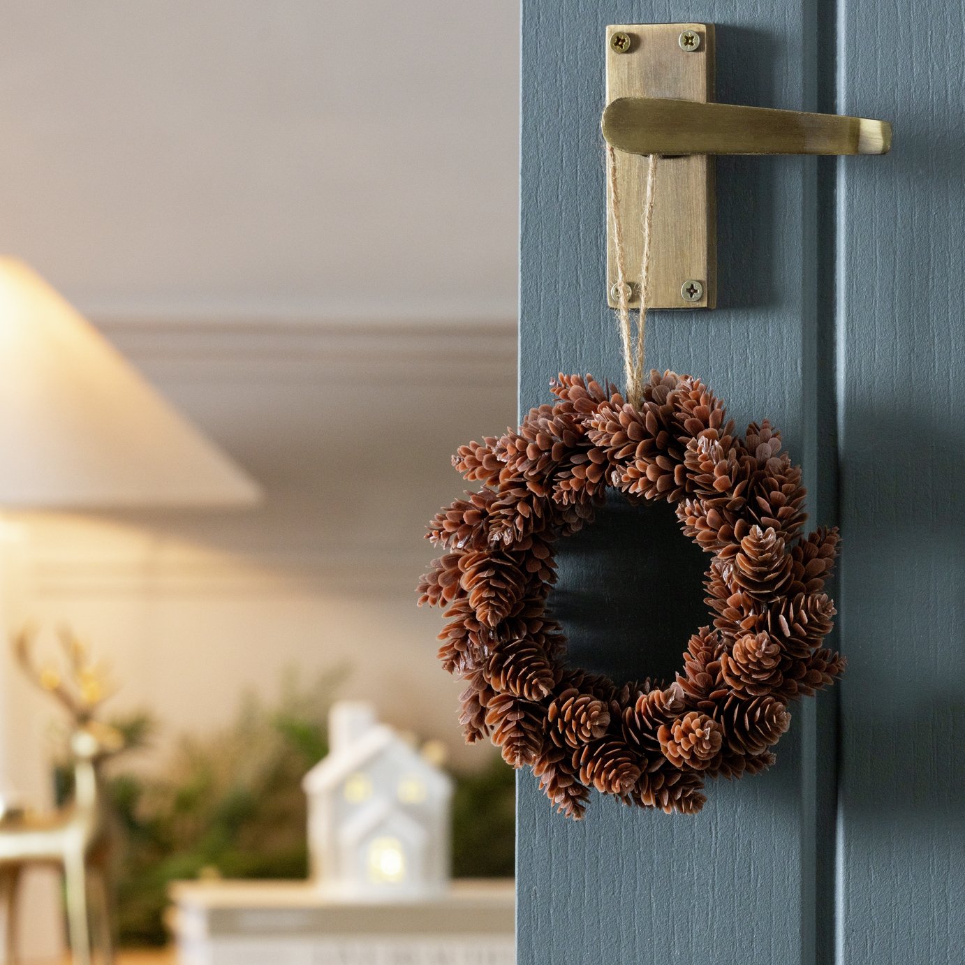 Christmas Wreaths & Garlands | Door Wreaths | Argos