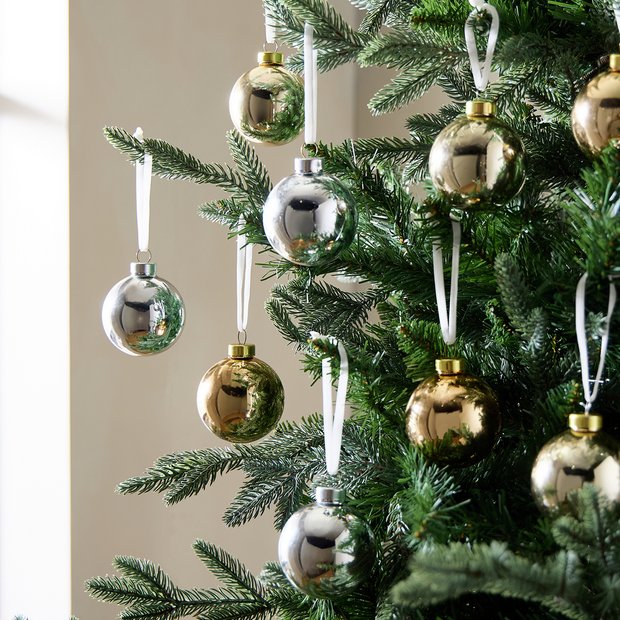 Silver And Gold Christmas Balls