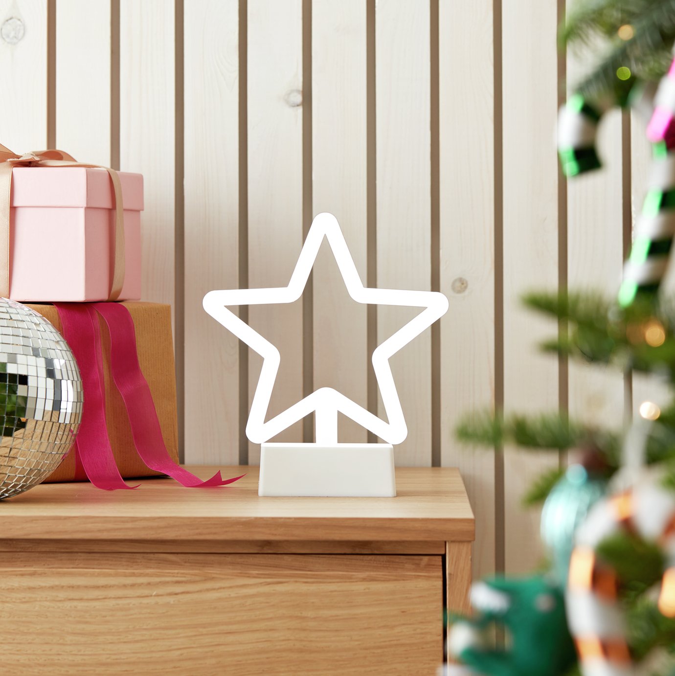 Novelty Lights | Lava Lamps, Fairy Lights & Disco Lights | Argos