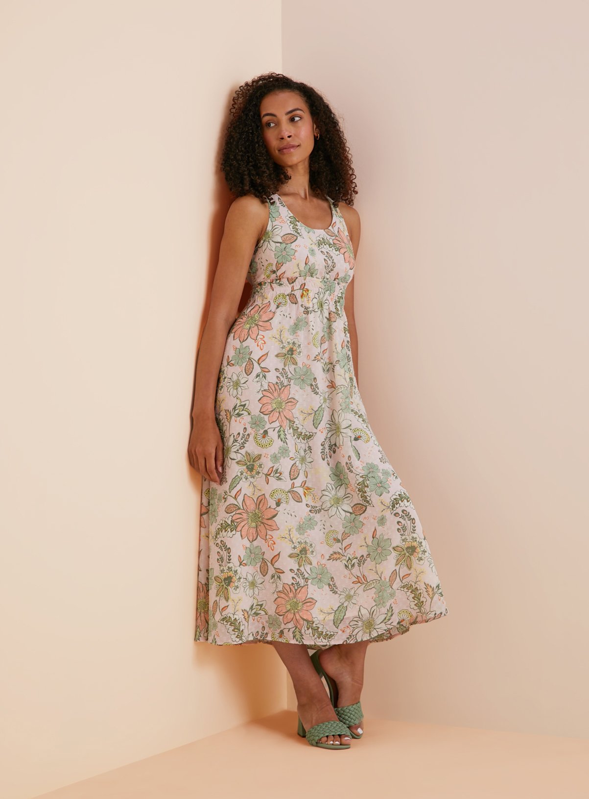 Women's Dresses | Maxi & Midi Dresses For Women | Argos - page 3